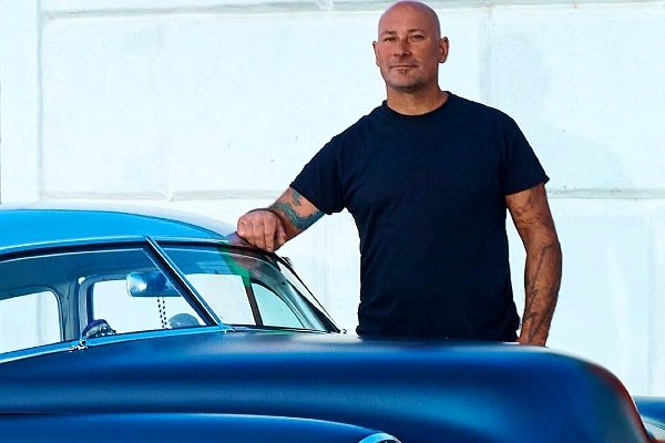 Who is Ian Roussel and is he married? wiki, wife, net worth, awards, kid.