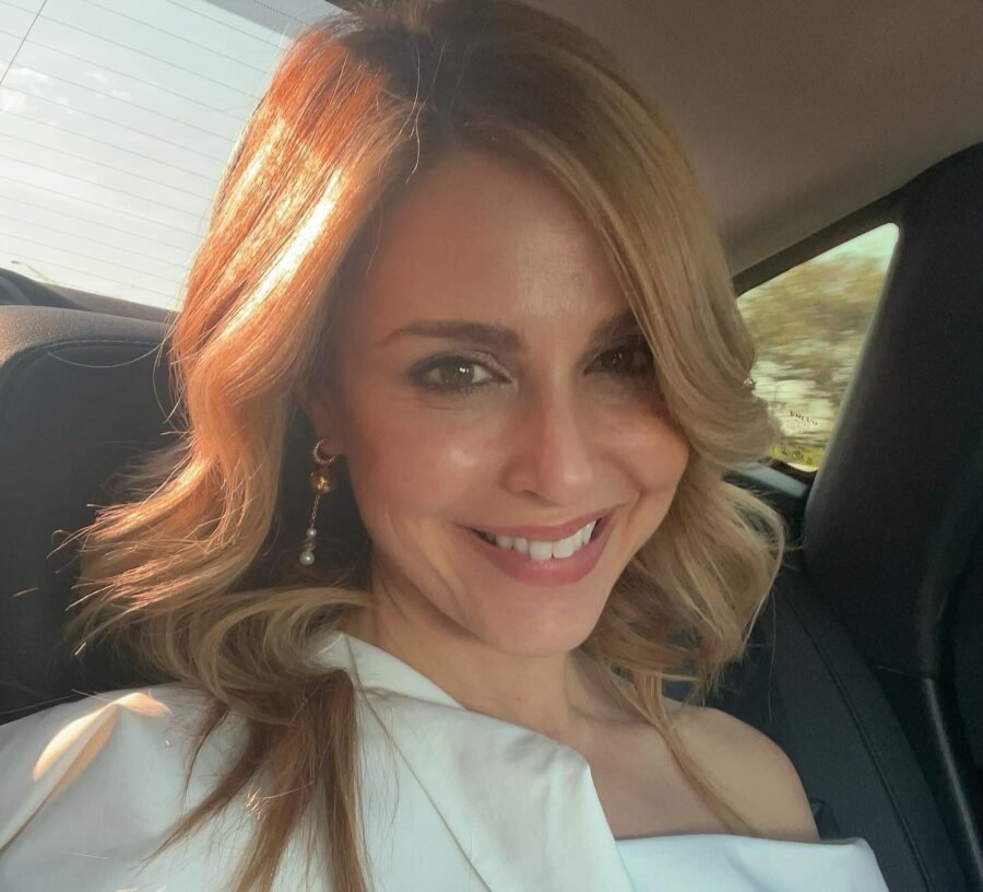 Cara Buono’s Untold Story: Stranger Things Star, Loving Wife, and Real ...
